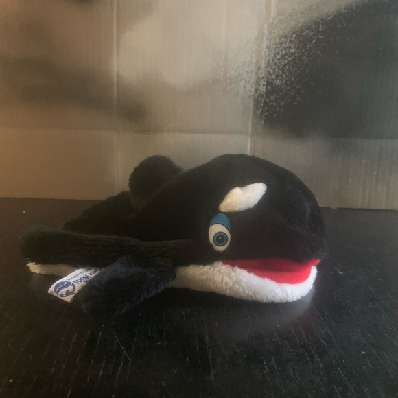Seaworld | Toys | Vintage 989 Seaworld Hand Puppet With Squeaker Mouth ...